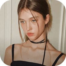 WOWOW AI - Customize Your Sexy AI Girlfriend, Chat with Unlimited Interactions